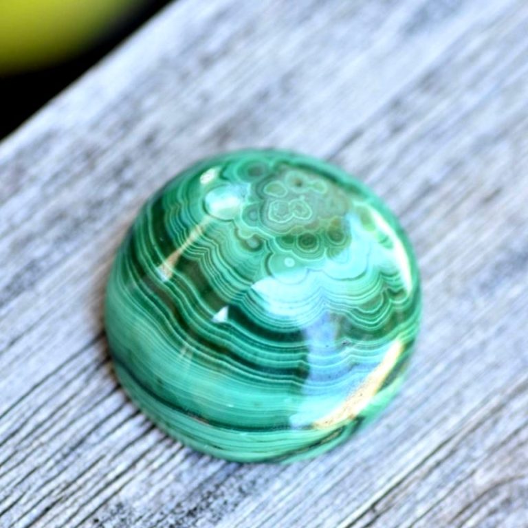 What Is A Cabochon Stone? | Chroma Gems & Co