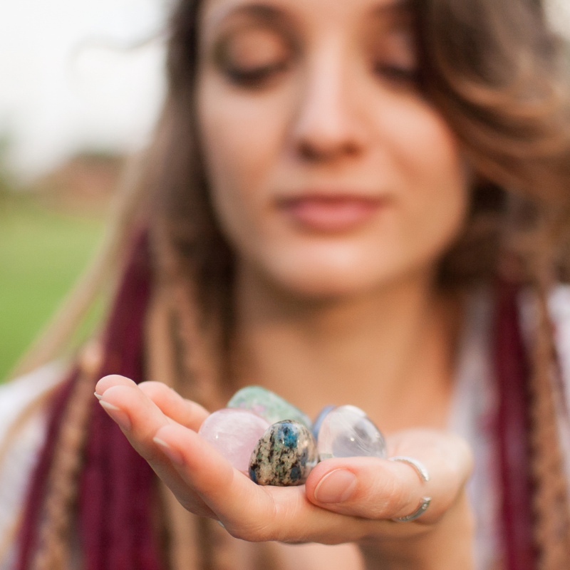 Angelite - Definition, Uses and Appearance | Chroma Gems & Co