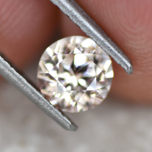 List Of White Gemstones - Top 9 Colorless Gems | Chroma Gems & Co